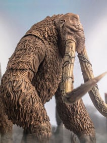 Godzilla: King of the Monsters (2019) Behemoth Action Figure